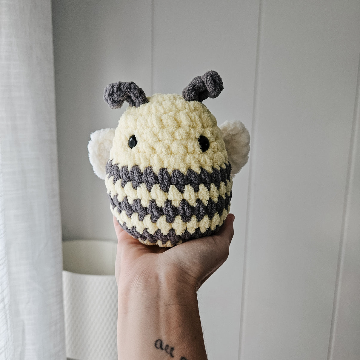 Bumblebee Chubby Buddy (Crochet Pattern) – The Cosy Stitch