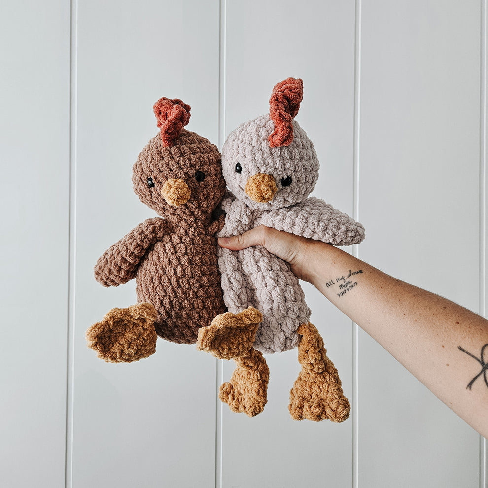 Cooper the Chicken Stuffie (Crochet Pattern) – The Cosy Stitch