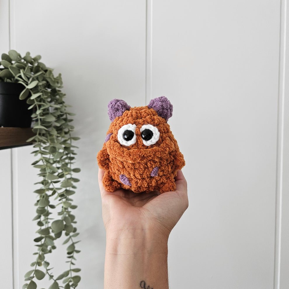 Monster Chubby Mini Buddy (Crochet Pattern) – The Cosy Stitch